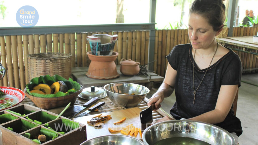 FULL DAY – PROFESIONAL NORTHERN THAI COOKING CLASS – Grand Smile Tour